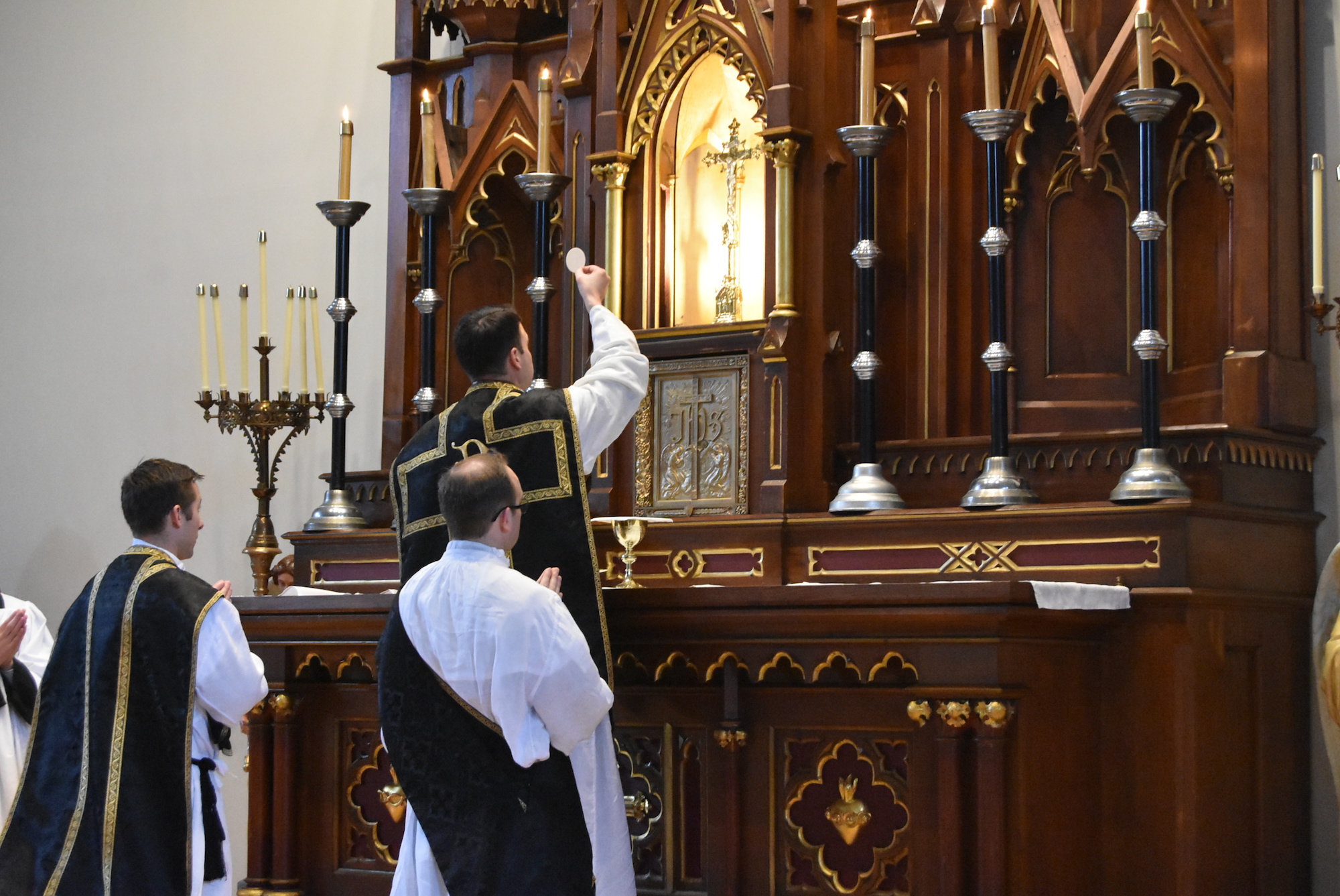 Holy Week – 2020 – Daughters of Mary