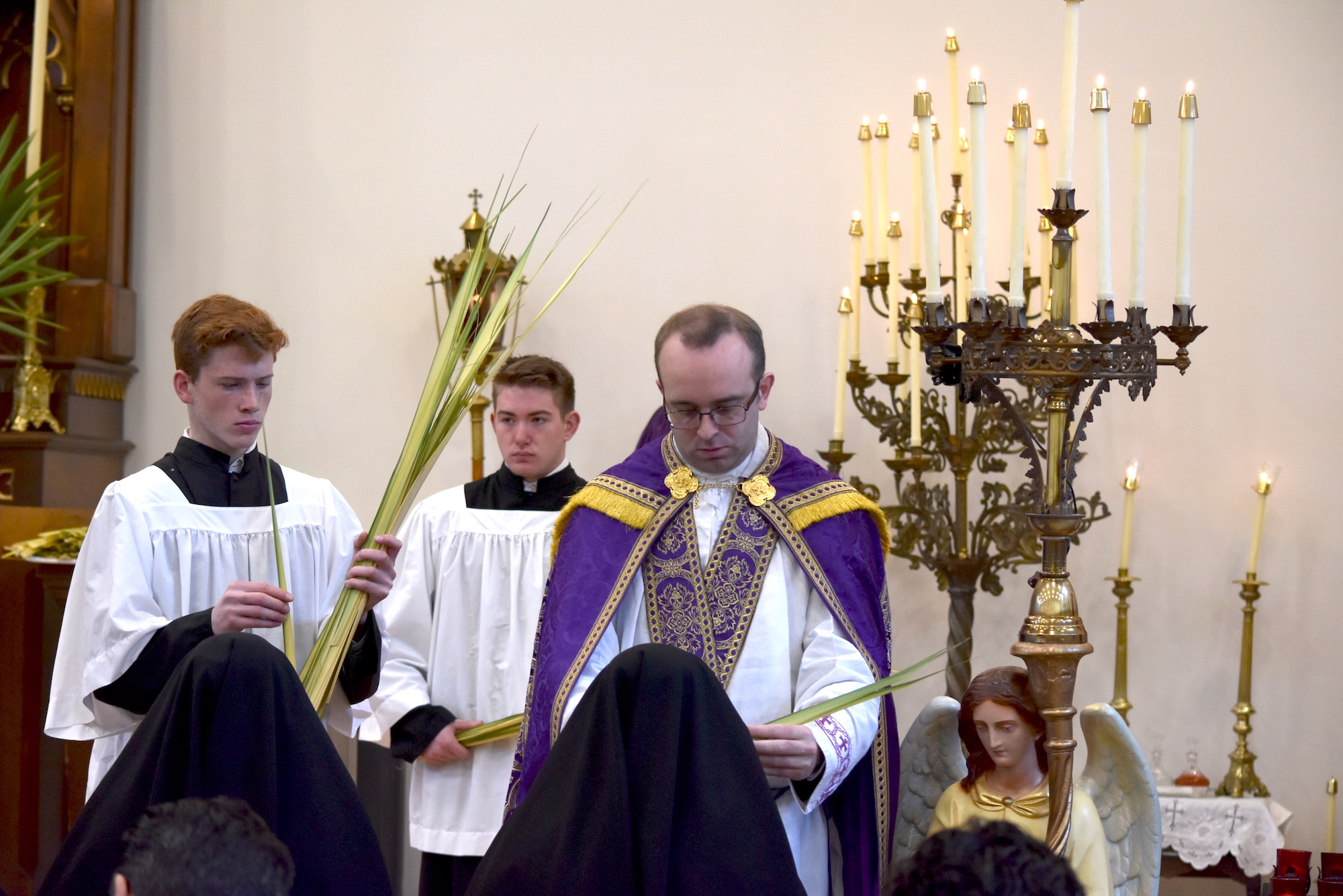 Holy Week – 2022 – Daughters of Mary